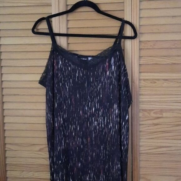 Fashion Bug | Tops | Fashion Bug Lace Trim Adjustable Strap Camisole ...